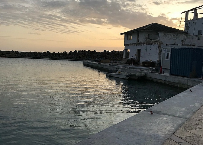 Hafen von Es Molinar in Palma: Bootsanleger werden installiert