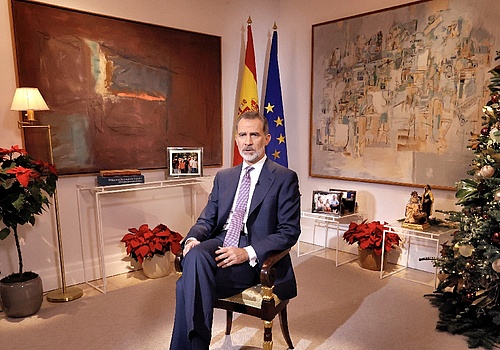 König Felipe hat Corona